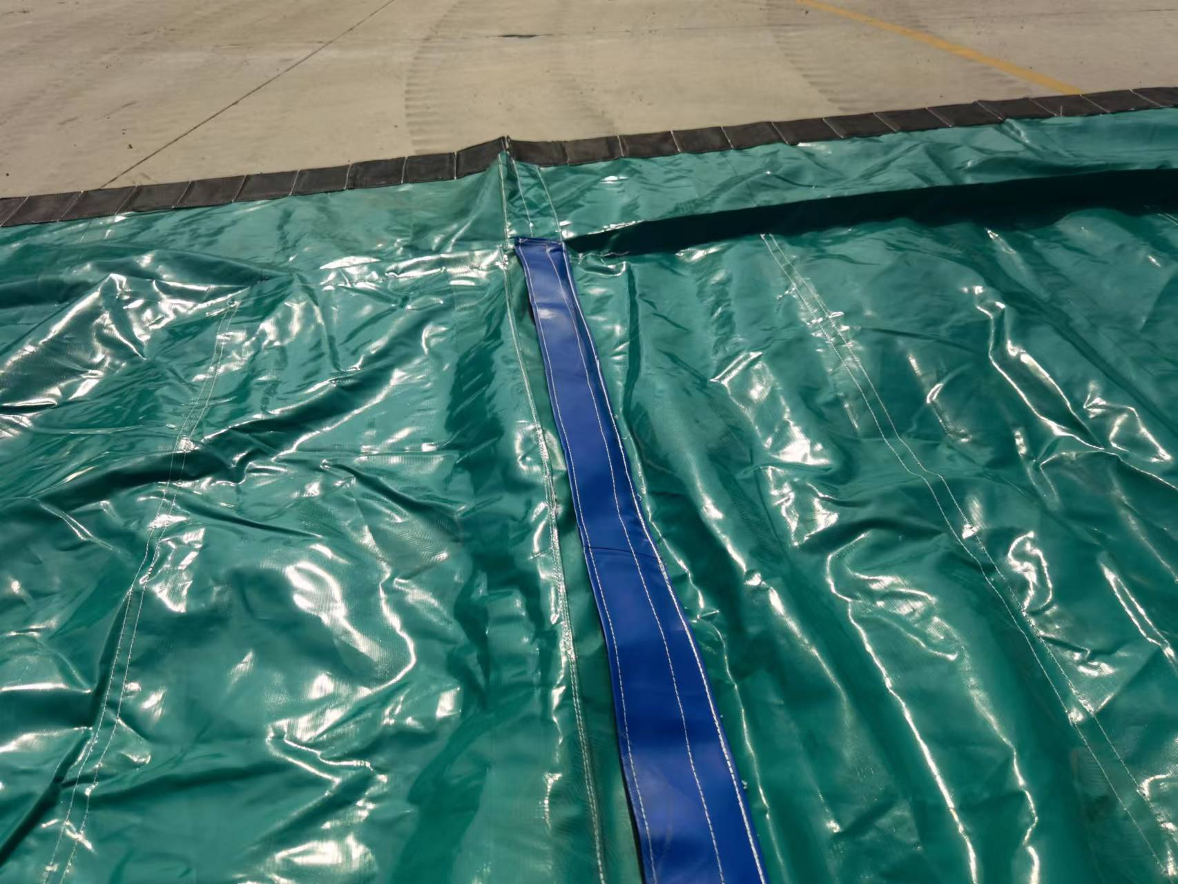 Flood Control Water Gate Up To 2 Feet Height - Buy water gate flood ...