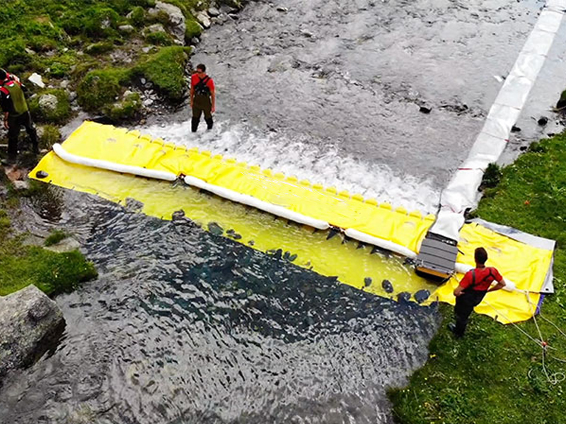 Self-deploying Flood Barrier for Water Flow Changing - Buy water gate ...