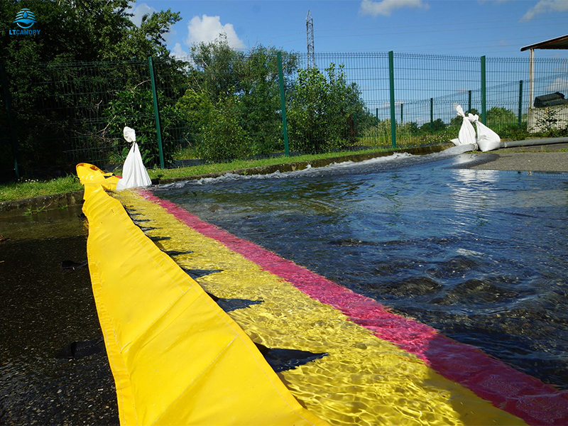Water Gate Self Rising Flood Barrier - Buy water gate, flood barrier ...