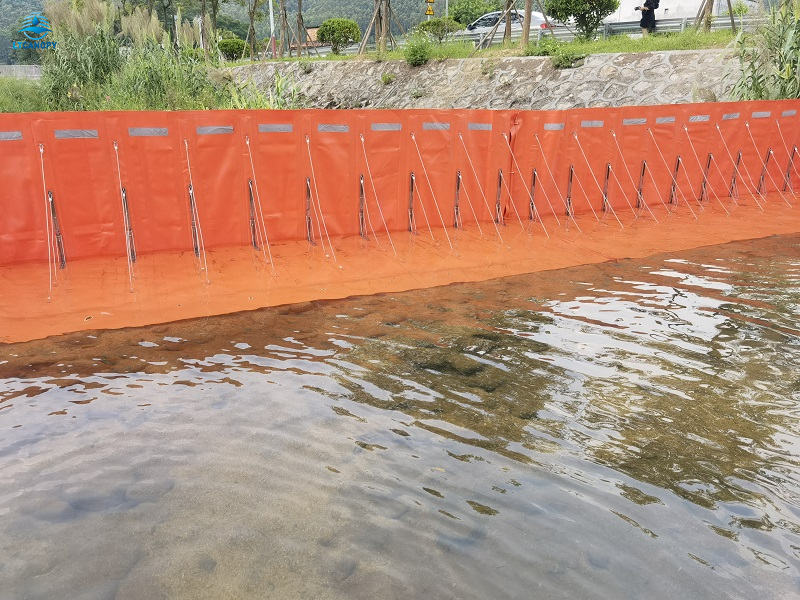 Customize Temporary Flood Wall Barrier - Buy water gate flood barrier ...