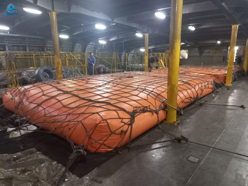 Oil Storage Bladder Tank - Buy oil bladder tank, oil storage tanks, PVC ...